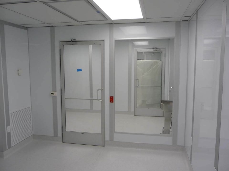 Custom Cleanroom Manufacturing: Standard, Aseptic, & Portable